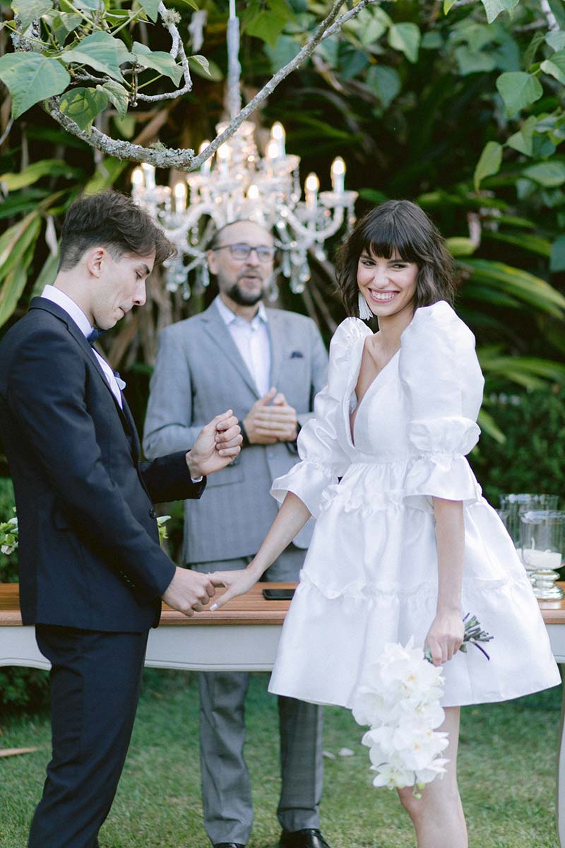 Casamento moderno ao ar livre | Francine e Gil